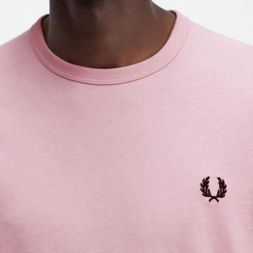 FRED PERRY T-SH MN M1588-R60 STONE – www.jocasports.com