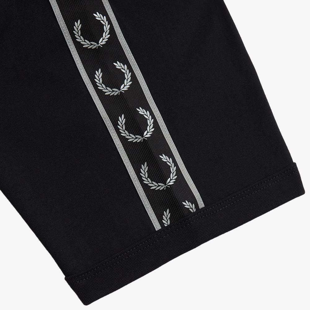 FRED PERRY T-SH MN M5606-R39 BLK/REFEC – www.jocasports.com